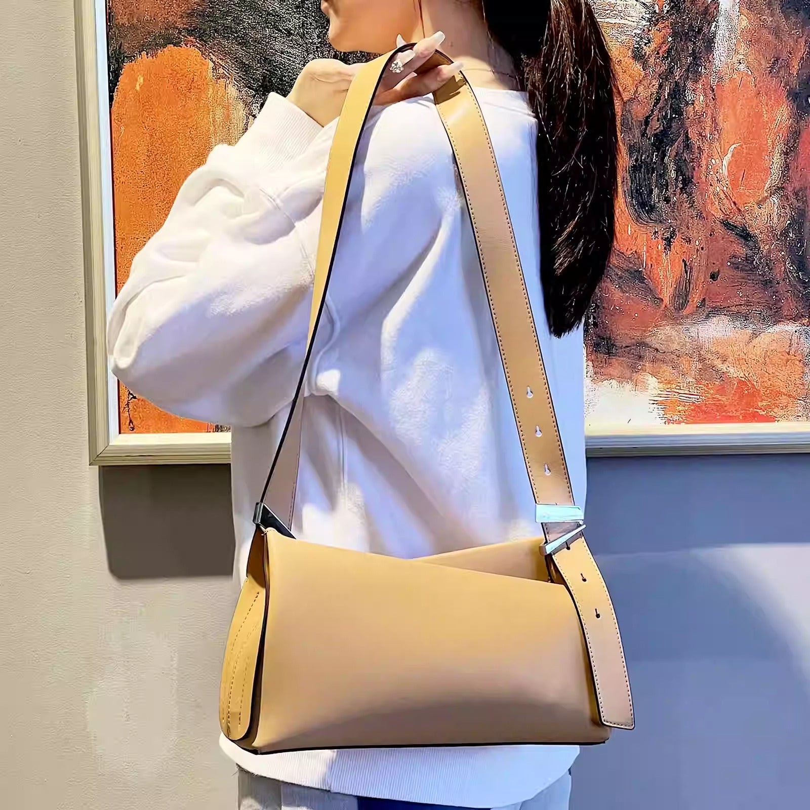 AVA — Handbag Geometry of Elegance